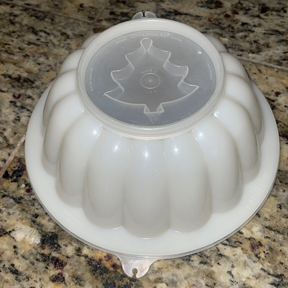 Tupperware | Kitchen | Vintage Jelserve Tupperware Mold | Poshmark
